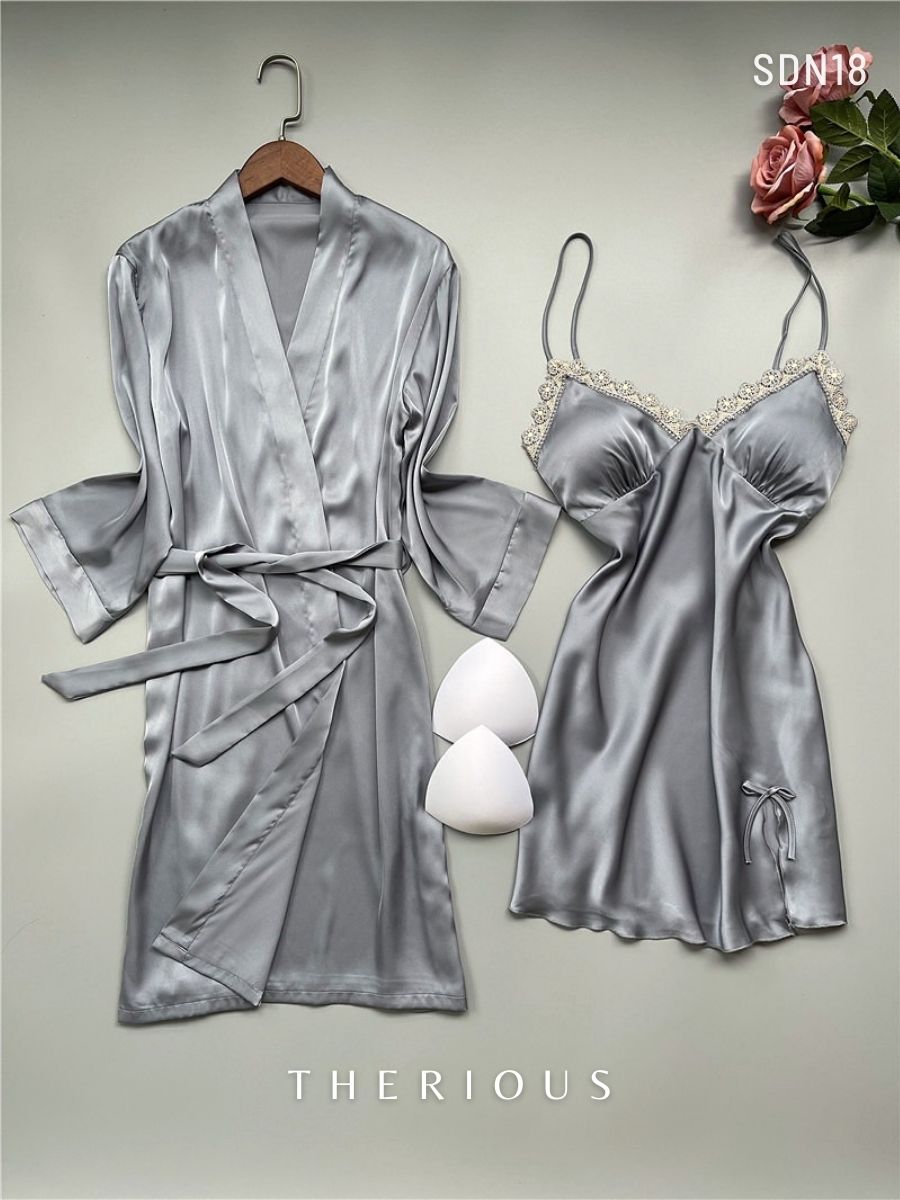 Premium Queen Silk Nightgown SDN18 [Pre-Order] – Therious Official